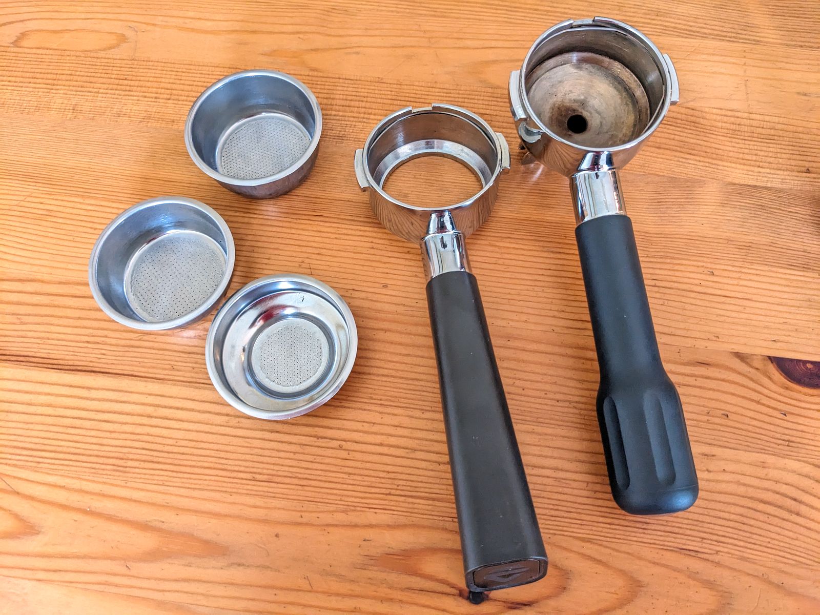 Bottomless Portafilter - Why Do You Need One and Where To Buy It?