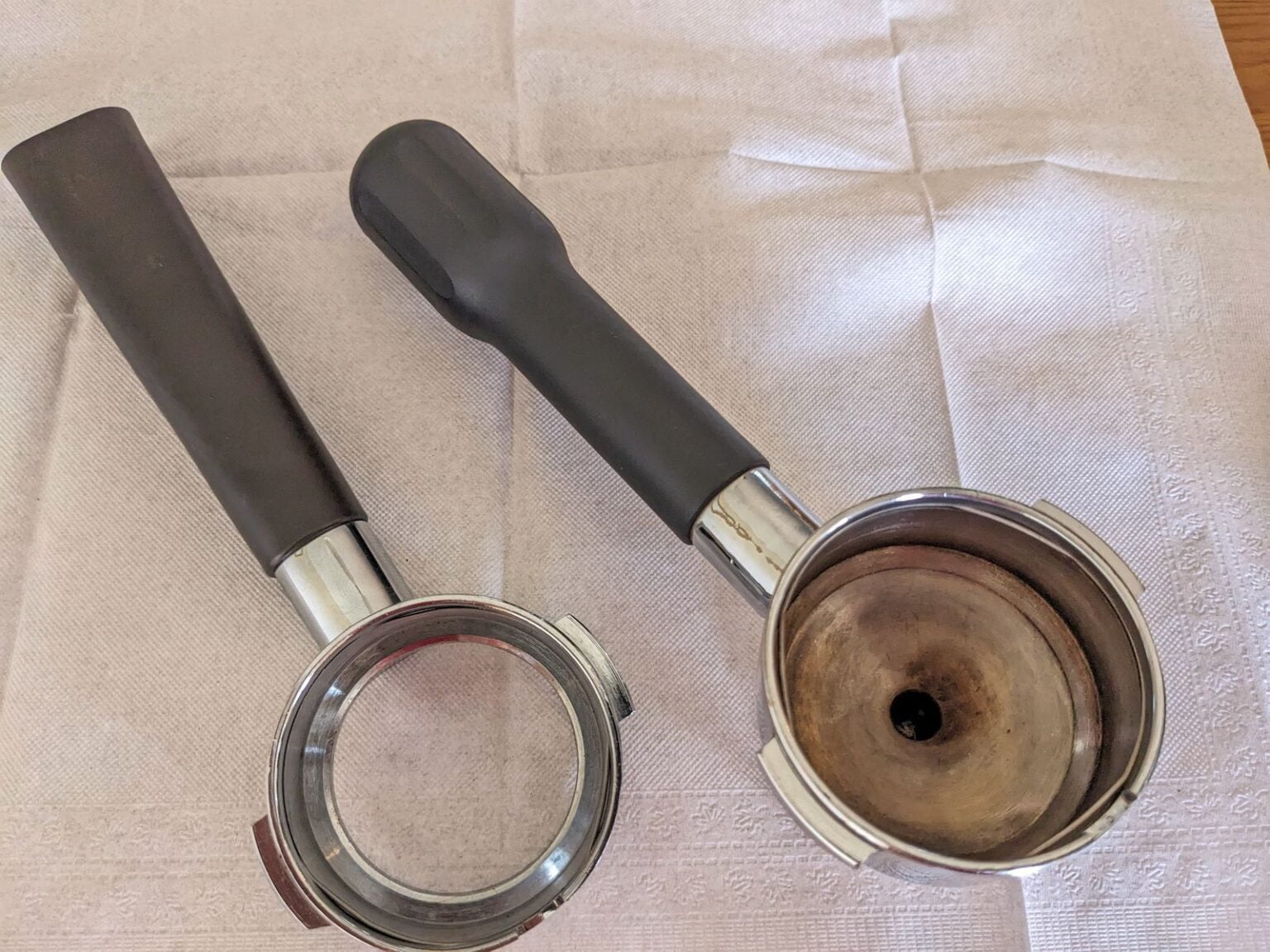 Bottomless Portafilter - Why Do You Need One and Where To Buy It?